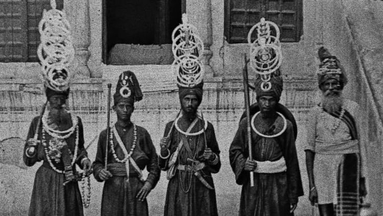 The Greatness of the Punj Piaare